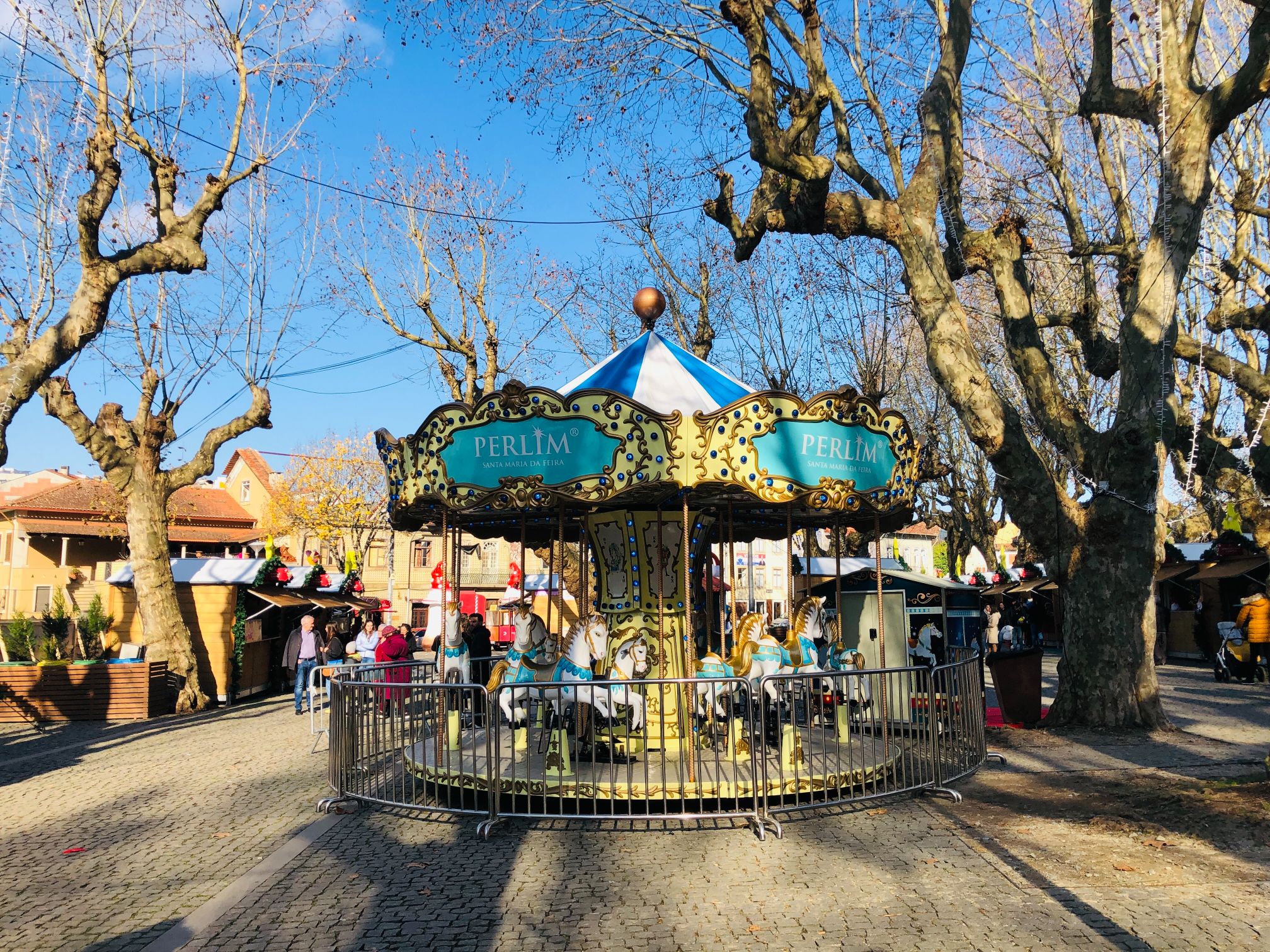 AN AFTERNOON TRIP TO PERLIM CHRISTMAS THEME PARK (CASTELO DE SANTA ...